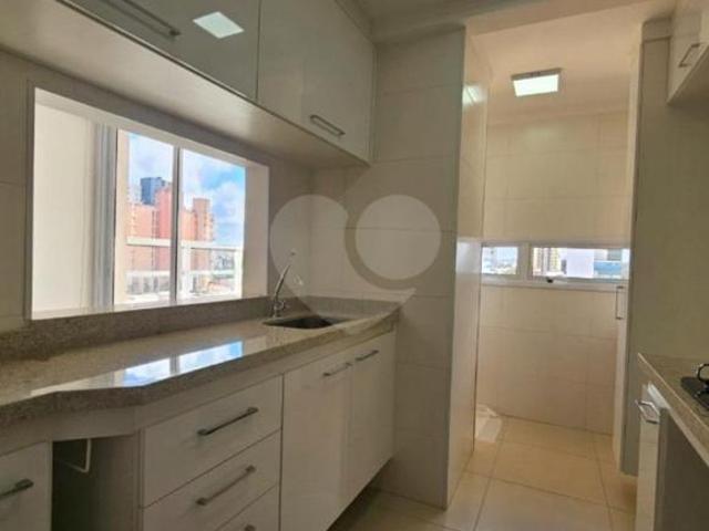 Apartamento à venda com 2 quartos, sendo 1 suíte, no condomínio Edifício Del Rey, São Carlos