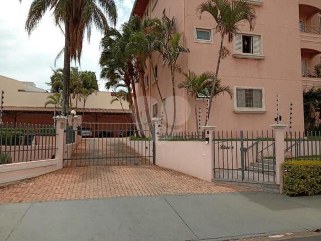 Apartamento à venda com 2 quartos, sendo 1 suíte, no condomínio Edificio Porto Fino, São Carlos