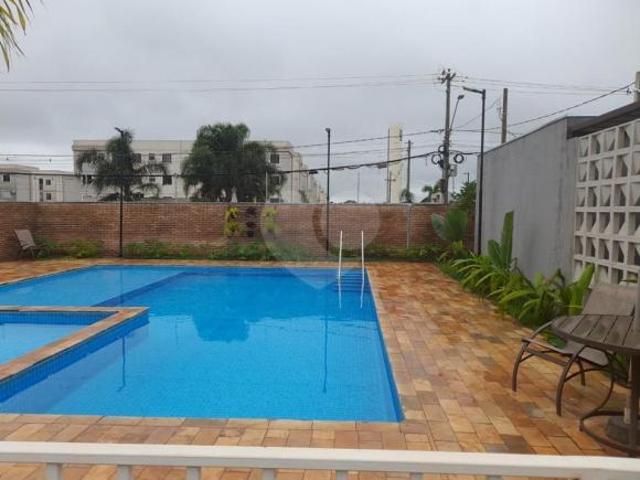 Apartamento à venda com 2 quartos, sendo 1 suíte, no condomínio. flor de Lotus, Araraquara