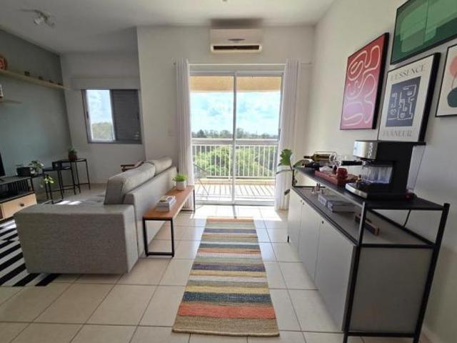 Apartamento à venda com 2 quartos, sendo 1 suíte, no condomínio Vila Verde Sabará, São Carlos