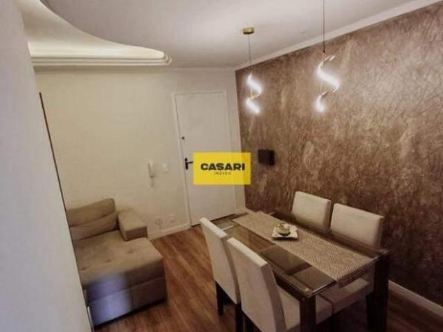 Apartamento à Venda com 2 Quartos, Varanda e Móveis Planejados