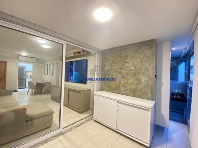 Apartamento a venda com 2 quartos varanda lazer Gonzaga Santos/SP