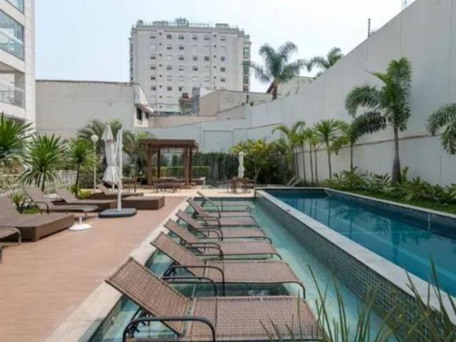 Apartamento a venda com 2 suítes e duas vagas no Alto de Pinheiros Semimobiliado