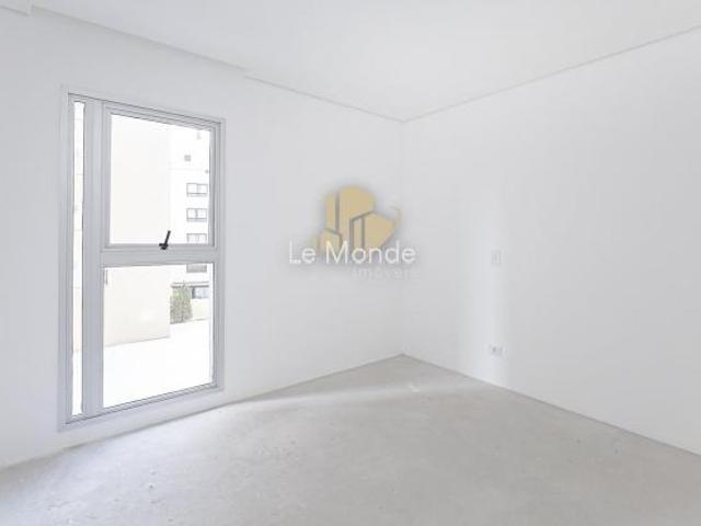 Apartamento à Venda com 2 Suítes no Bigorrilho, Cu