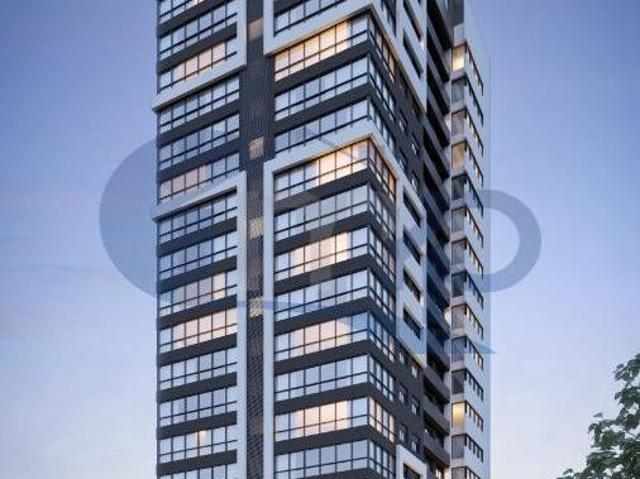 Apartamento á venda com 2 suítes no centro de Torres/RS