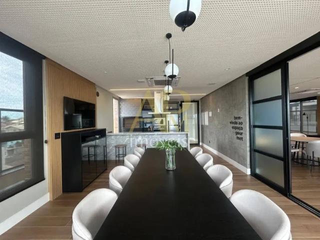 Apartamento à venda com 2 suítes no Estreito Padrão DIMAS