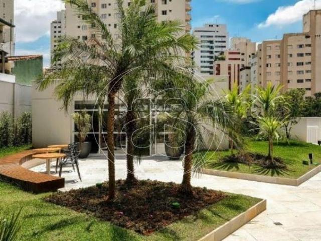 Apartamento á venda com 2 vagas de garagem