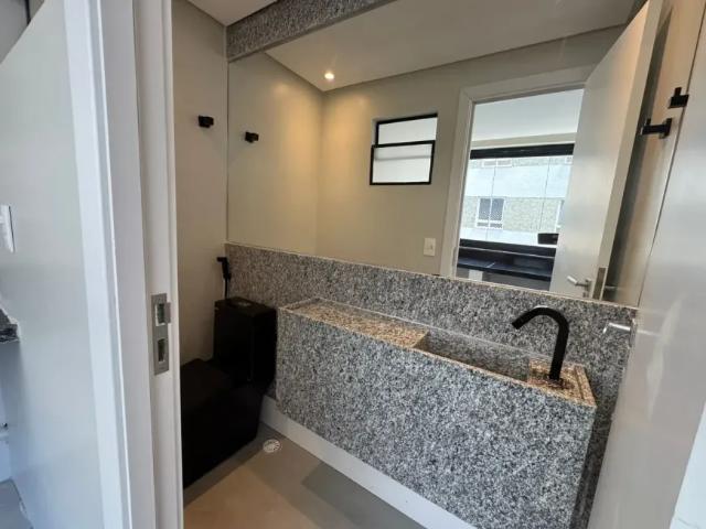 Apartamento à venda com 2Suites tem 68m2, nascente com 1 vaga coberta em Alphaville I Salvador BA