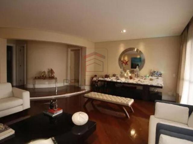 Apartamento à venda com 320m², 4 quartos e 4 vagas