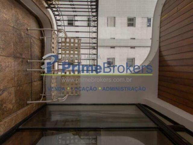 Apartamento á venda com 340a.u 5 quartos sendo 2 suítes, Varanda 4 vagas Santa Cecilia São P
