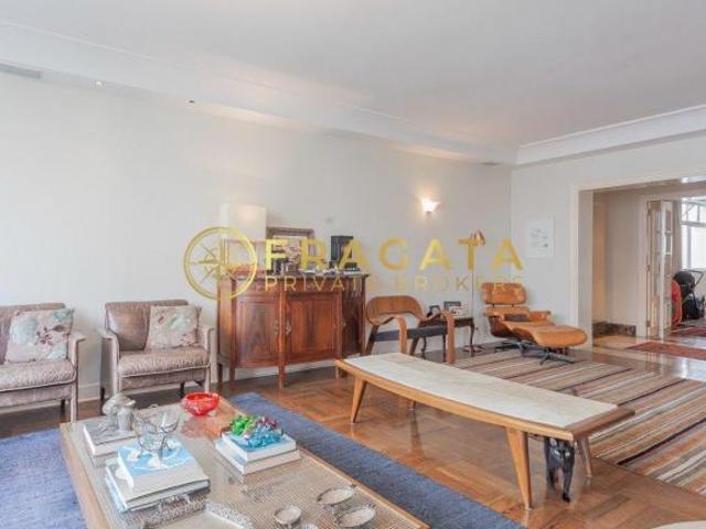 Apartamento á venda com 382m² | 4 dormitórios 2 suítes e 2 vagas no Jardim Paulista SP