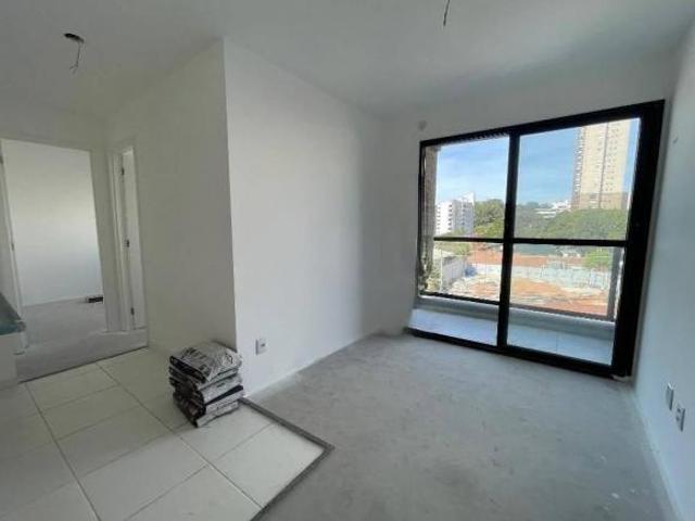 Apartamento à venda com 38m², 2 quartos e sem vaga.