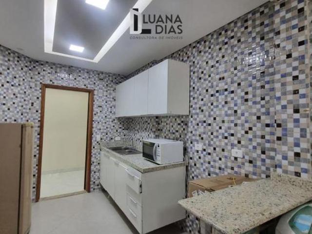 Apartamento à Venda com 3 dormitório, sendo 1 suites, 100 mts do Mar