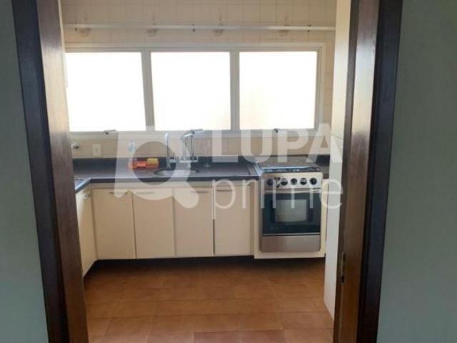 Apartamento à venda com 3 dormitórios na Água Fria!