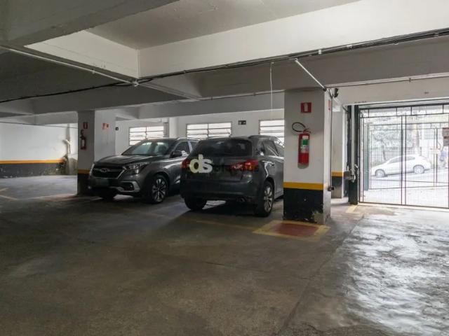 Apartamento à venda com 3 dormitórios na Zona Oeste em Avenida Professor Alfonso Bovero, Sumaré, Sã