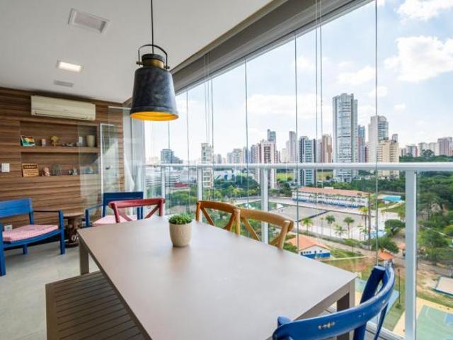 Apartamento à venda com 3 dormitórios ao lado do parque Ceret