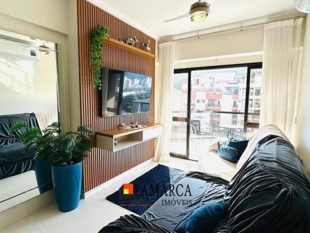 Apartamento a venda com 3 dormitorios em Guaruja