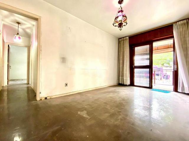 Apartamento à venda com 3 dormitórios, suíte, sacada, dependência, 1 vaga no bairro Três Figueiras