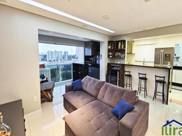 Apartamento á venda com 3 dormitórios sendo 1 suíte, 2 vagas, no Jardins do Brasil em Osasco SP