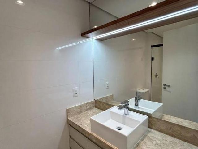 Apartamento à venda com 3 dormitórios, sendo 1 suíte, 2 vagas, Panazzolo, Caxias do Sul, RS