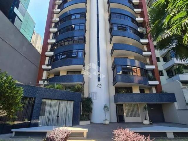 Apartamento à venda com 3 dormitórios, sendo 1 suíte, 2 vagas, São Pelegrino, Caxias do Sul, RS