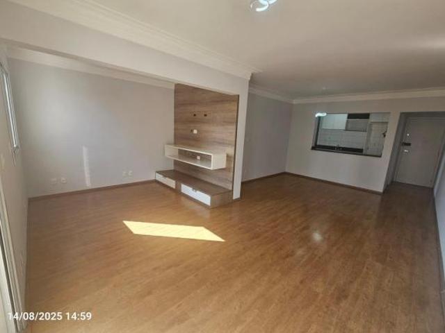 Apartamento à venda com 3 dormitórios sendo 1 suíte, 2 banheiros, 1 vaga de garagem, 89m², Jardim Ai