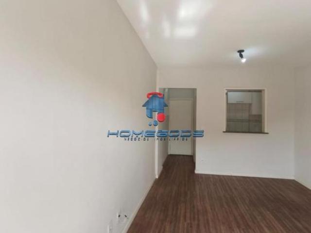 Apartamento à venda com 3 dormitórios sendo 1 suíte no bairro Novo Taquaral