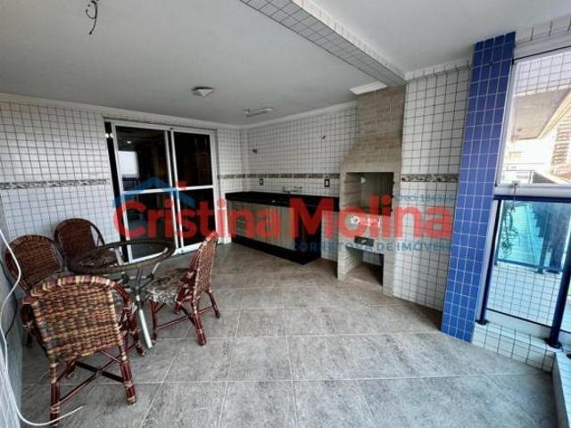 Apartamento à venda com 3 dormitórios, sendo 2 suítes, no Boqueirão Praia Grande/SP
