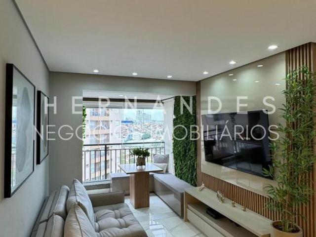 Apartamento à venda com 3 dormitórios, 1 suíte e 2 vagas. Próximo à Alphaville Barueri