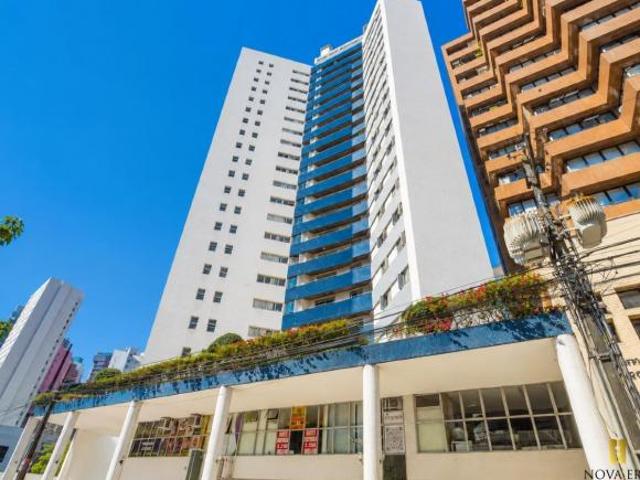 Apartamento à venda com 3 dormitórios 1 suíte no Água Verde, Curitiba — 136,82 m², 2 vagas e lazer