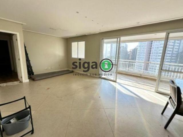 Apartamento à venda com 3 dormitórios, 2 vagas de garagem, 128m2 na Vila Andrade