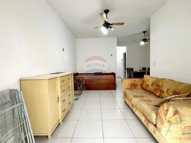 Apartamento a Venda com 3 Dormitórios | 850m da Praia da Enseada Guarujá/SP