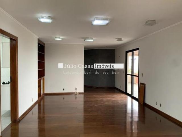 Apartamento a venda com 3 quartos, 03 suítes 200m² no Edifício Claudia Cristina Sorocaba