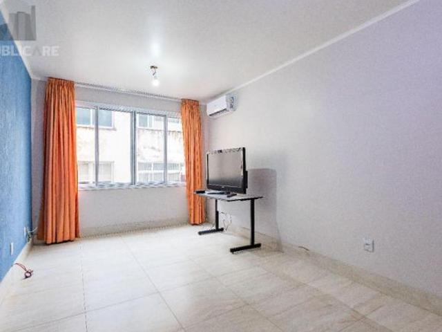 Apartamento à venda com 3 quartos 105m² no Bairro Petrópolis