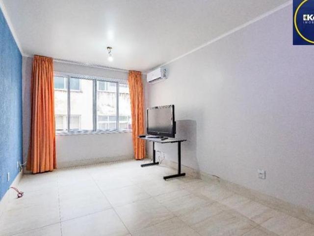 Apartamento à venda com 3 quartos 105m² no Bairro Petrópolis