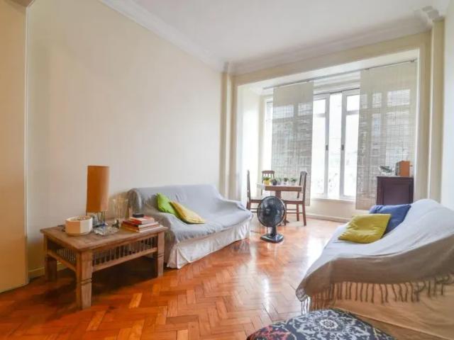 Apartamento à venda com 3 quartos, 130 m² em Copacabana RJ