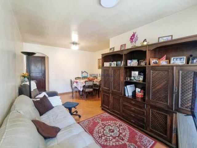 Apartamento à venda, com 3 quartos, 1 suíte, 1 vaga, próximo ao metrô Praça da Árvore
