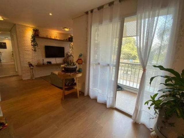 Apartamento à venda com 3 Quartos 1 Suíte e 1 vaga no Morumbi. FL64