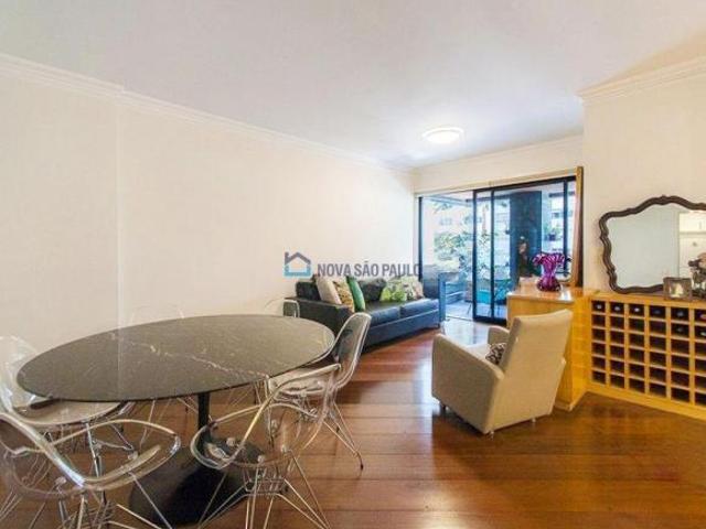 Apartamento à venda, com 3 quartos, 1 suíte e 2 vagas, em Pinheiros