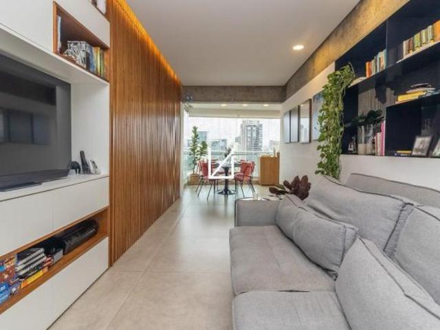 Apartamento à venda com 3 Quartos, 1 Suíte e 2 Vagas Thera Faria Lima I Pinheiros
