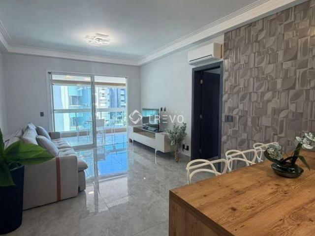 Apartamento á venda com 3 quartos, 2 banheiros, 2 vaga e 105m²