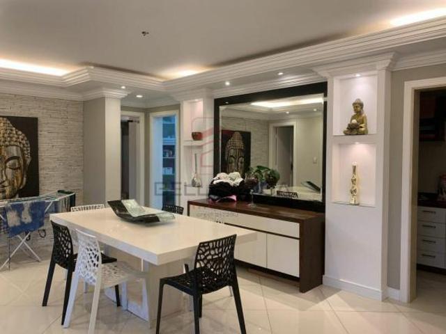 Apartamento à venda com 3 quartos com suíte e 2 vagas