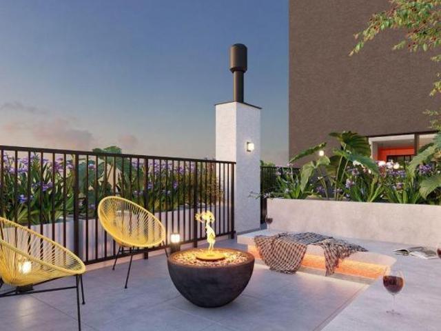 Apartamento á venda com 3 quartos com sacada e churrasqueira no Novo Mundo Curitiba