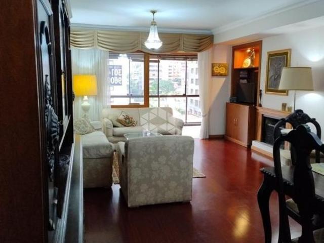 Apartamento à venda com 3 quartos e 164 m² no bairro Auxiliadora