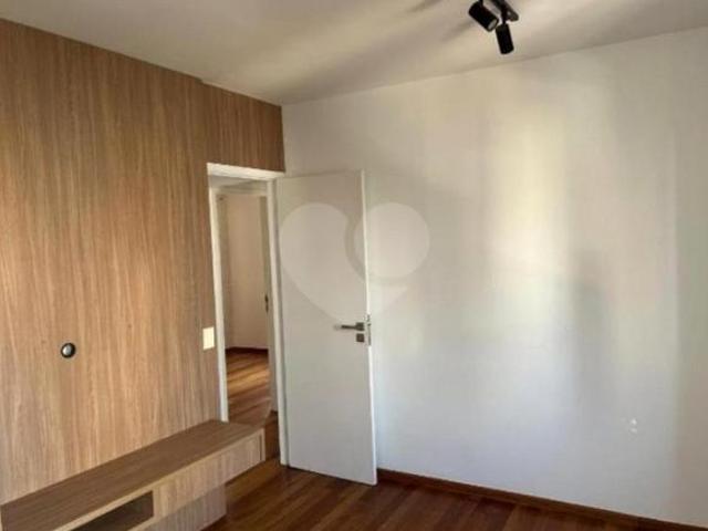Apartamento à venda com 3 quartos e 2 vagas na Pompéia