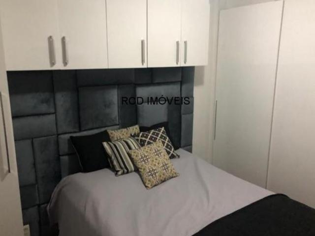 Apartamento à venda com 3 quartos e vaga de garagem no coração de cidade] bairro]