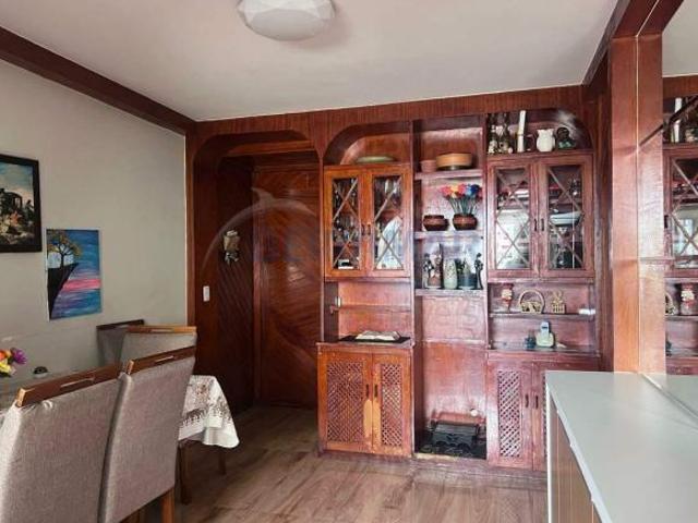 Apartamento à Venda com 3 Quartos e Varanda no Edificio Del Rey Guará II