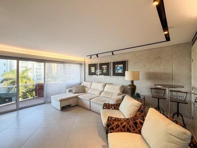 Apartamento à venda com 3 quartos em Caiobá em Matinhos/PR