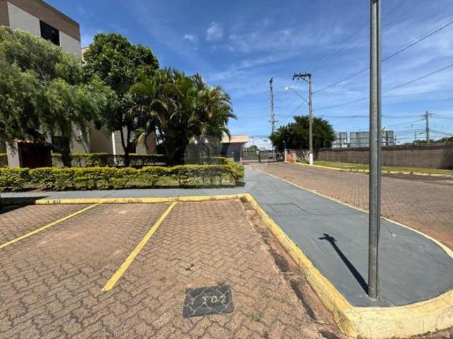 Apartamento à venda com 3 quartos no condomínio Bela Vista, São Carlos