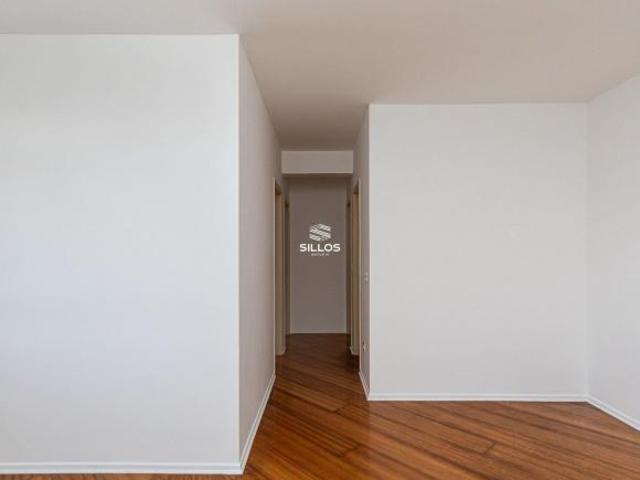 Apartamento à venda com 3 quartos no Cabral em Curitiba